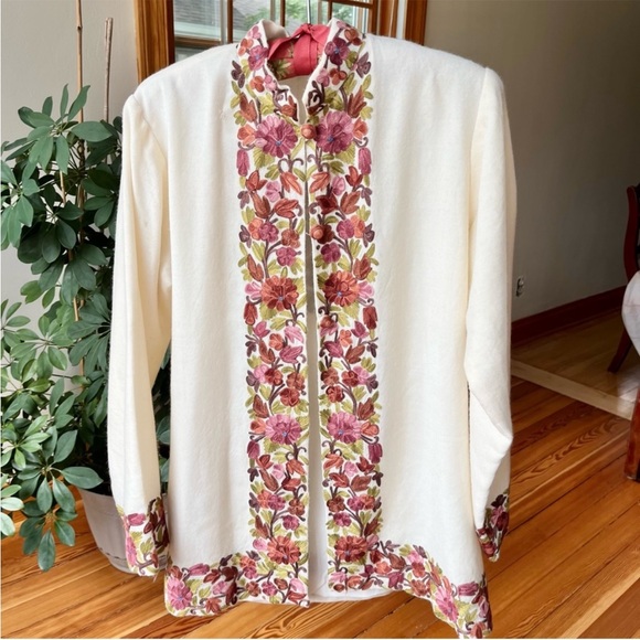 Vintage | Tops | Vintage Embroidered Detailed Top | Poshmark